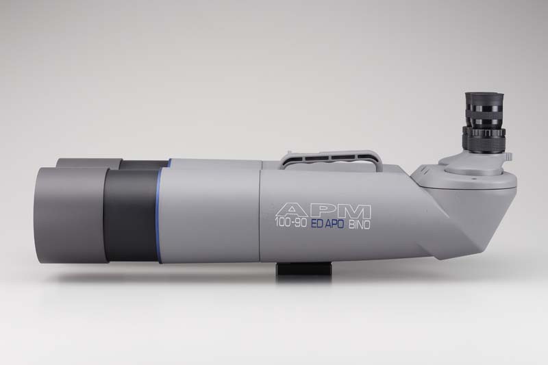 APM 100 mm 90° ED-Apo Binocular con oculares de 1,25″ | EXPLORAR EL COSMOS