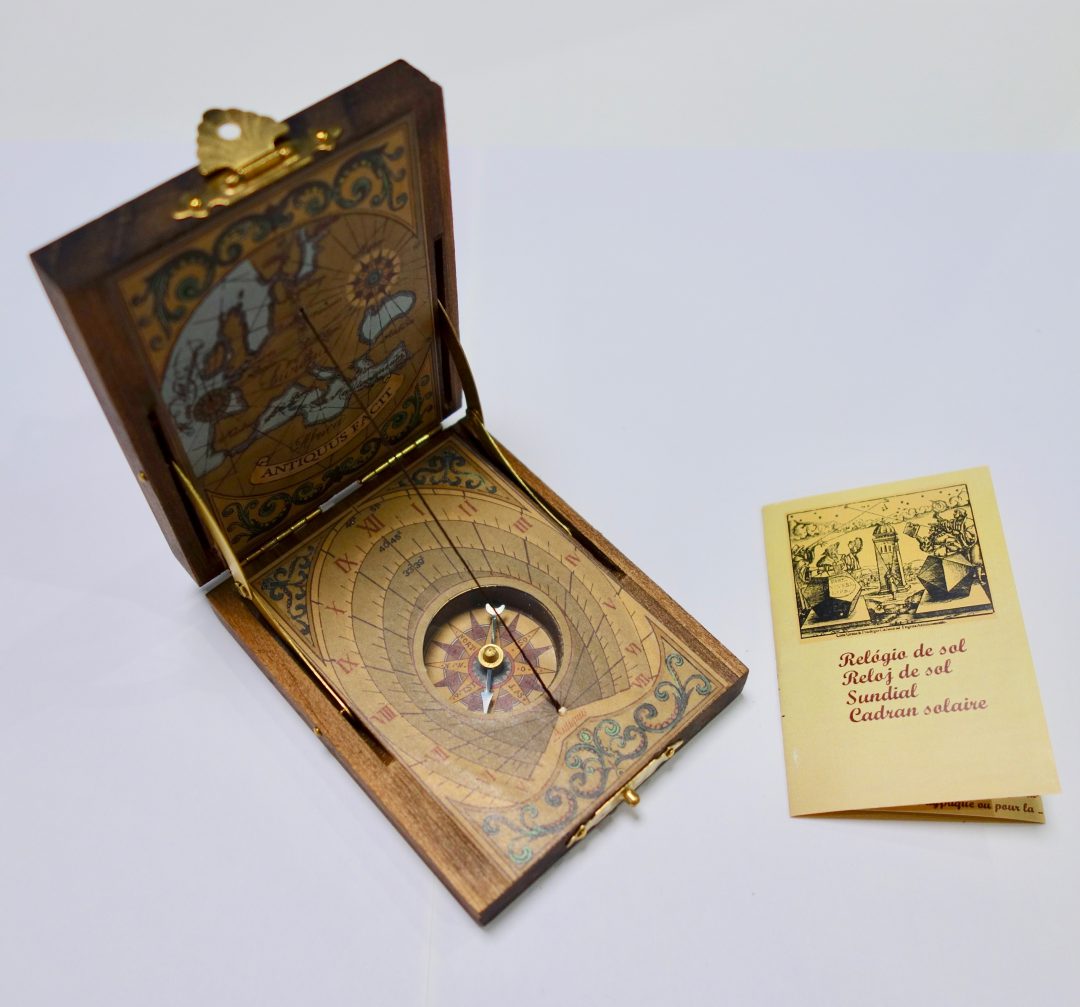 Reloj de Sol horizontal Europa (cubierta papel) | EXPLORAR EL COSMOS